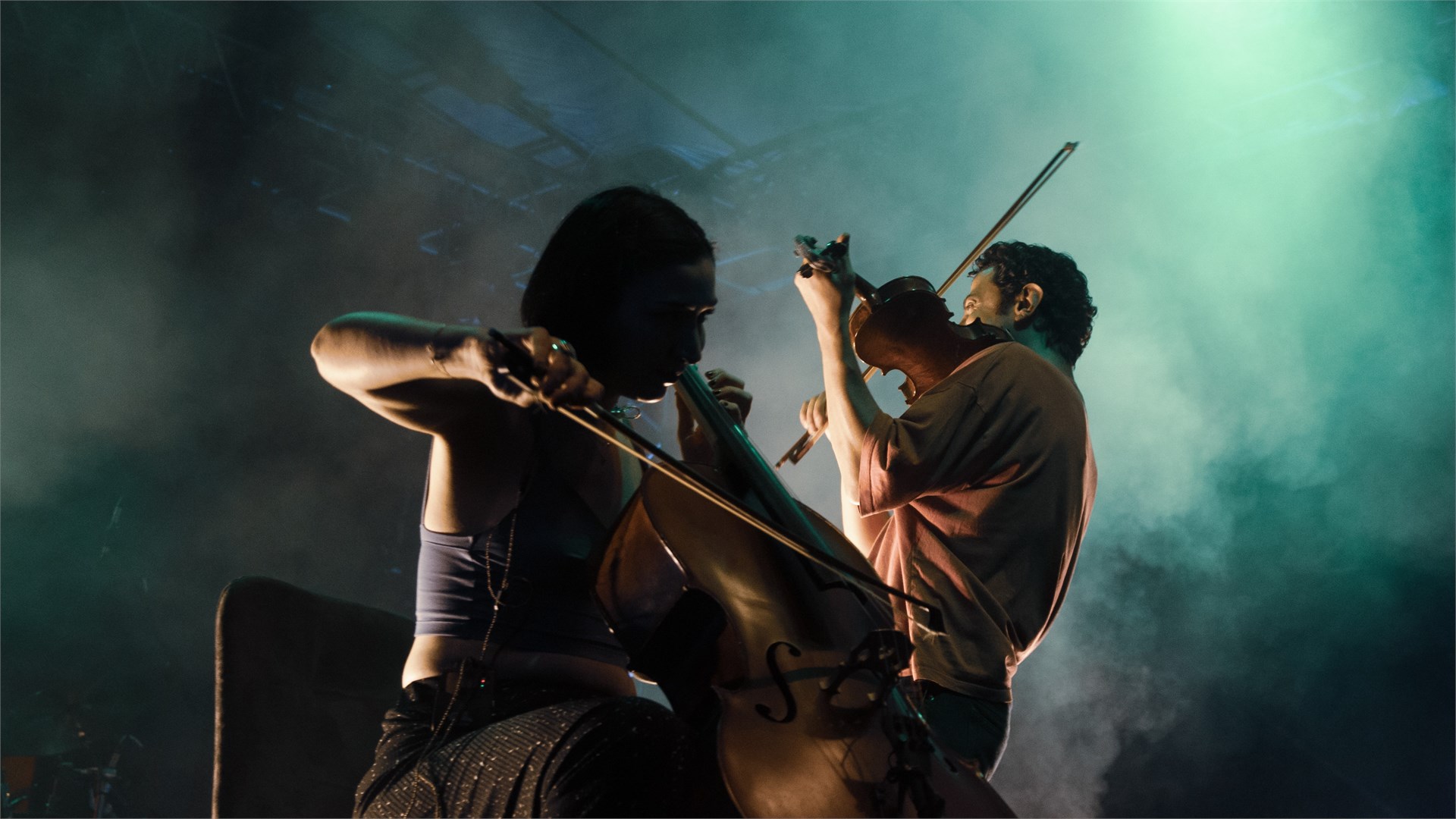 No Land | 20 February 2024 | 6:45 Kaybedenler Kulübü | Biletino